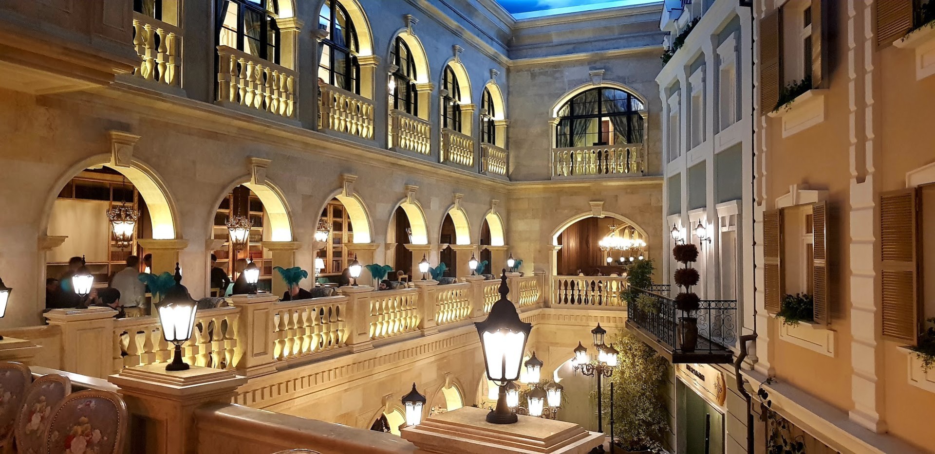 Restaurant Kalaki – Michelin Dining & Unique Architecture - Spectrum